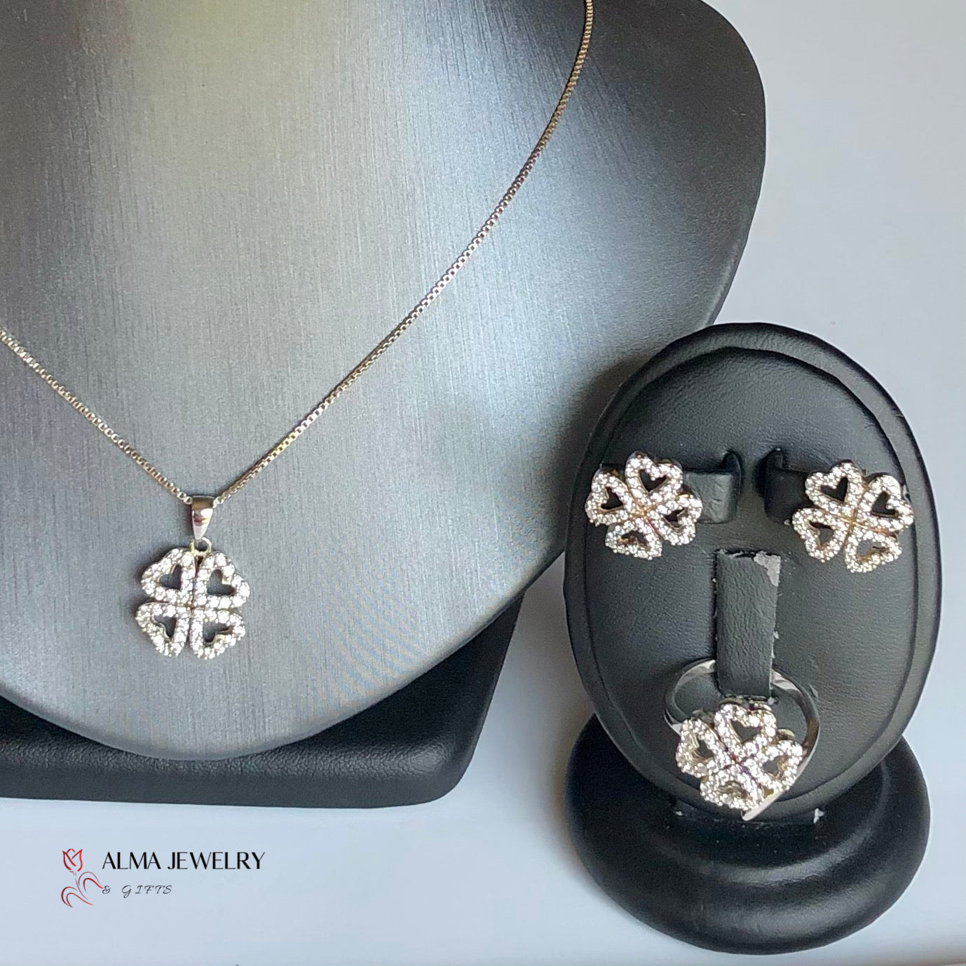 LADY SET – Alma Jewelry & Gifts